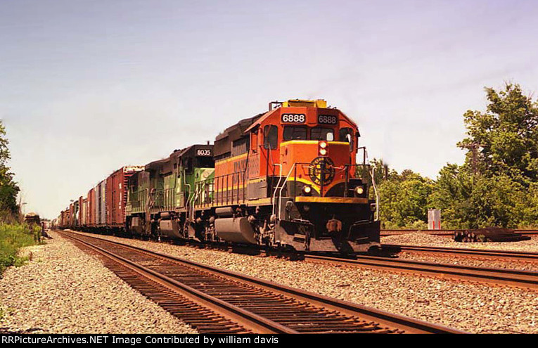 BNSF 6888